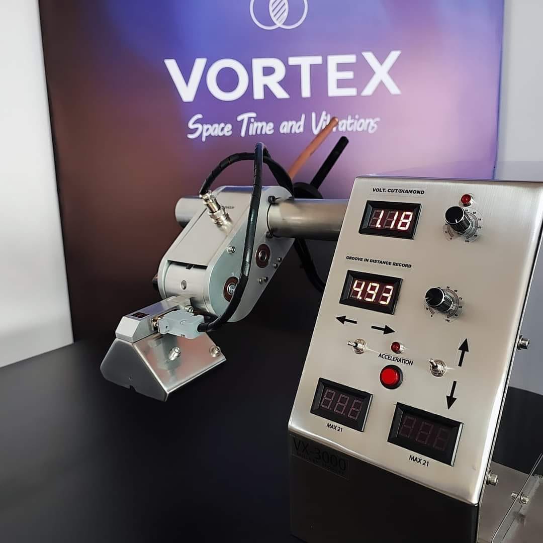 LATHES PHONOGRAPHICS RECORDERS – Lathes -Vinyl Recorder